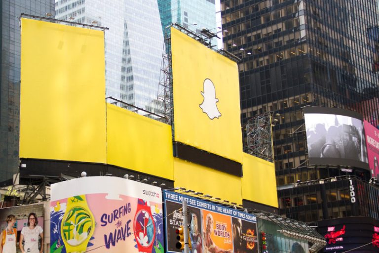 Snapchat Marketing for Small Business: Here's How (Infographic)