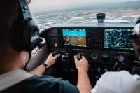 5 Benefits of Being a Pilot