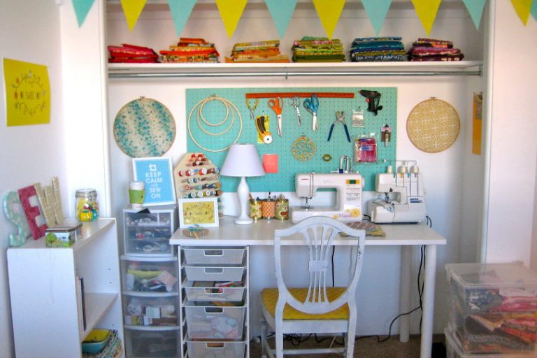 8 Ideas To Create Small Yet Organized Home Office Space