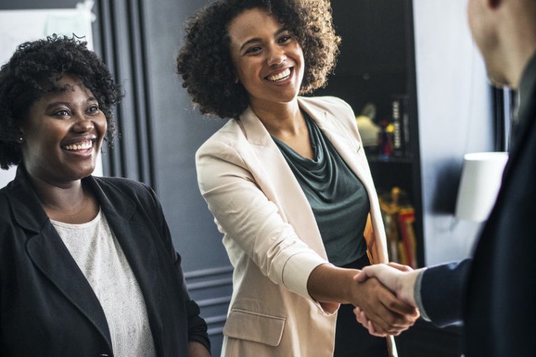 3 Ways to Make the Right First Impression with Customers