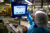 Reducing Human Error in Manufacturing: The Top Tips